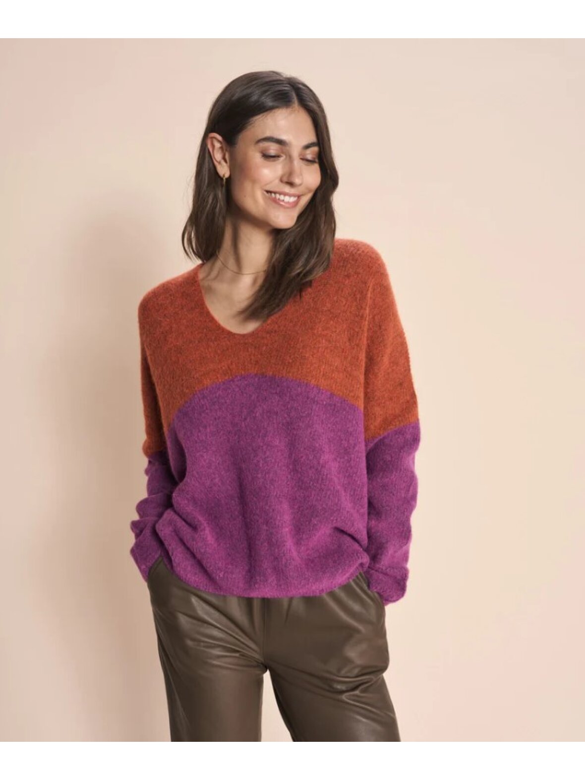 Vanilia │Modetøj til Kvinder │ www.vanilia.dk - Strik - Mos Mosh - MMTHORA V-NECK BLOCK KNIT